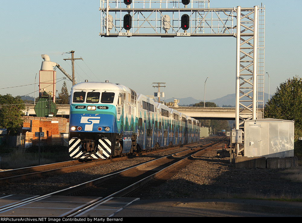 SNDX 908 With Tacoma Bound Tr. 1511